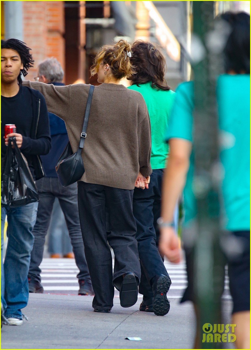 Miley Cyrus & Boyfriend Maxx Morando Have a Casual Easter Outing in NYC ...