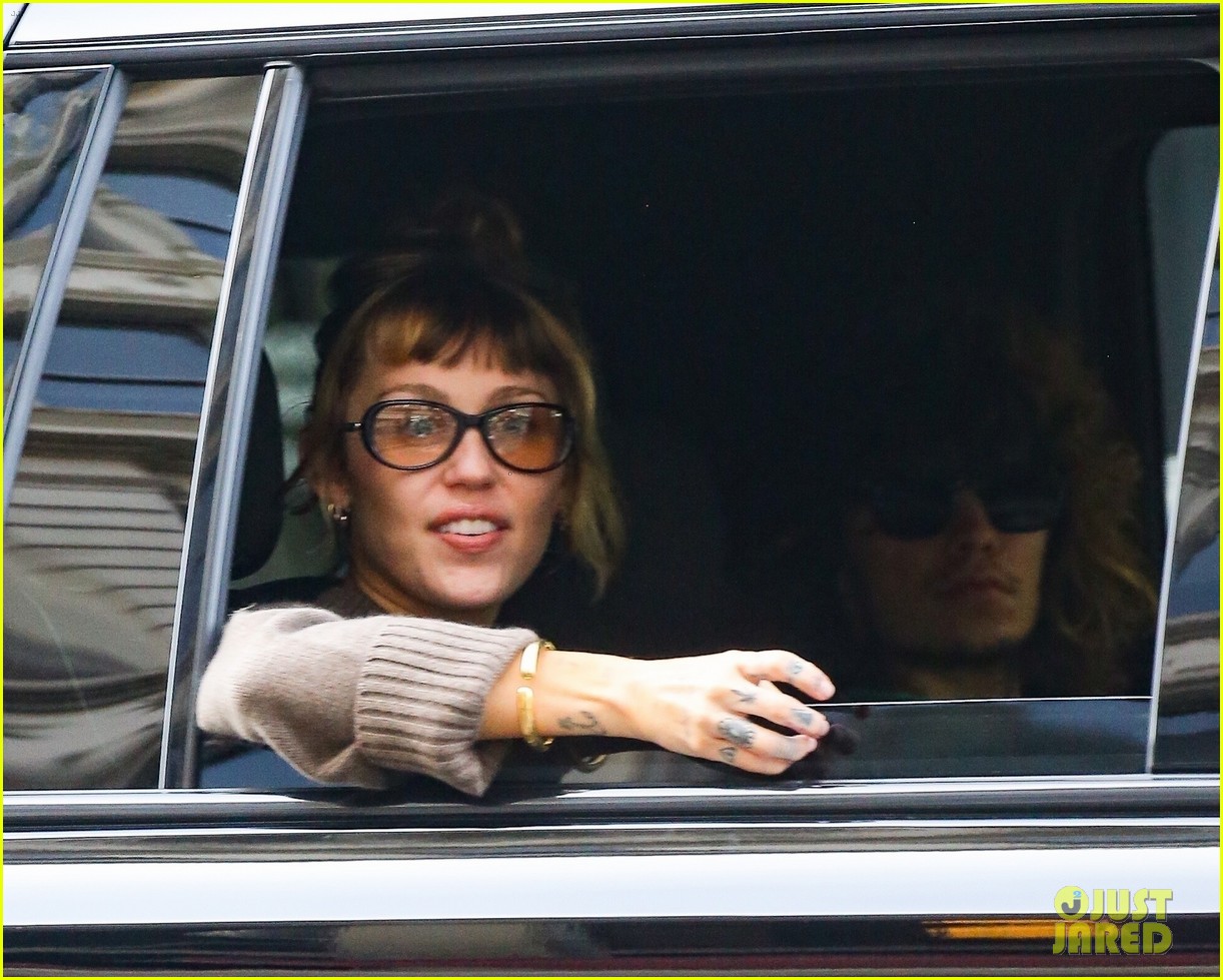 Miley Cyrus & Boyfriend Maxx Morando Have a Casual Easter Outing in NYC ...