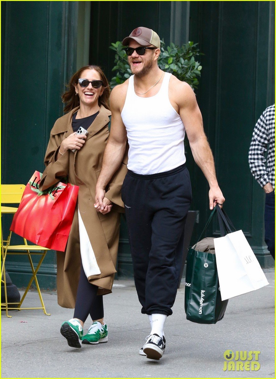 Minka Kelly & Boyfriend Dan Reynolds Hold Hands in NYC Following ...