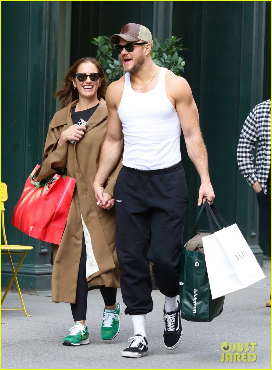 Minka Kelly & Boyfriend Dan Reynolds Hold Hands in NYC Following ...
