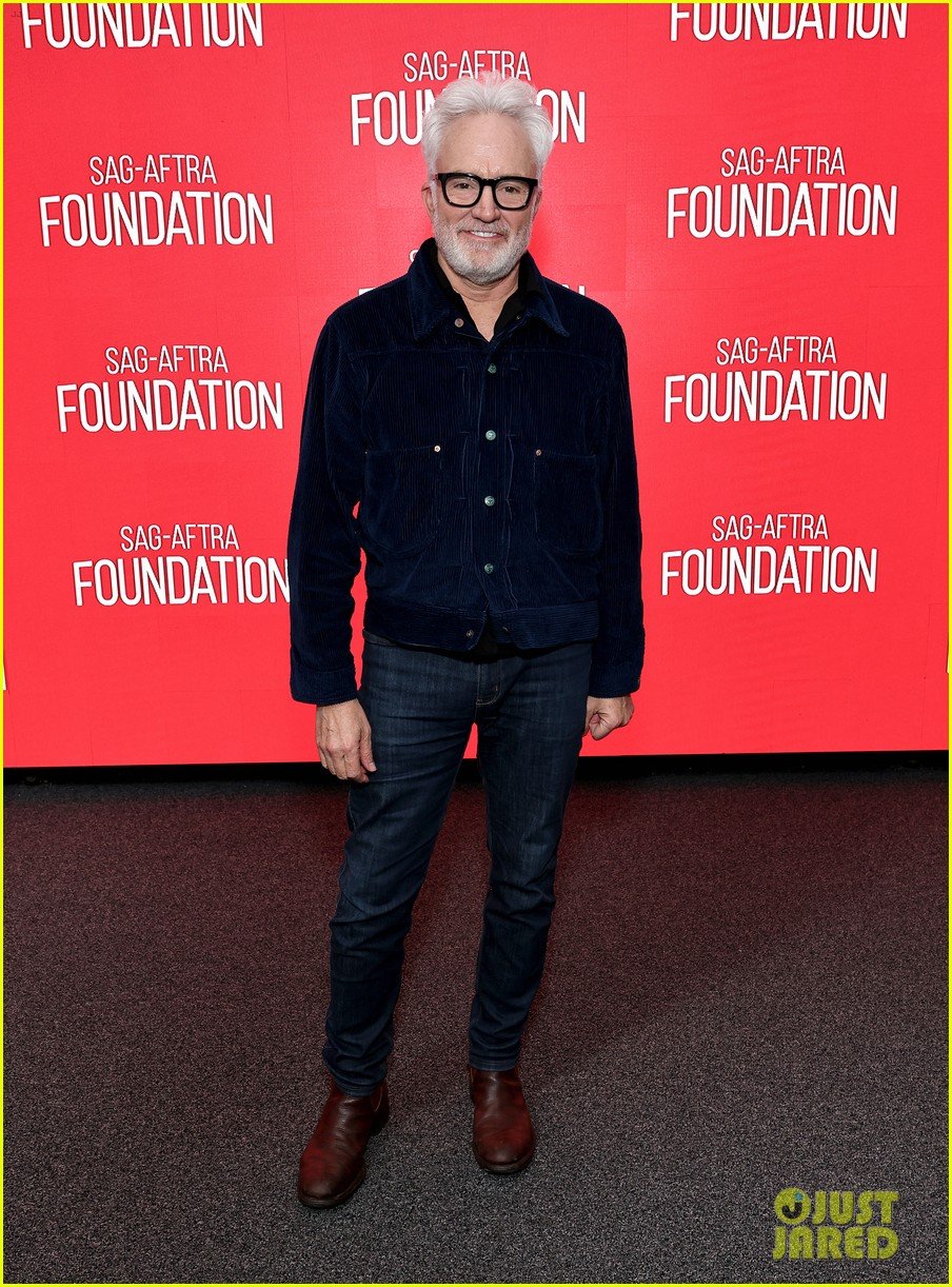 Elisabeth Moss Explains Why She Picked Josh Charles to Play Commander ...