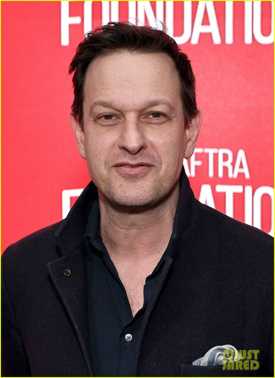 Elisabeth Moss Explains Why She Picked Josh Charles to Play Commander ...