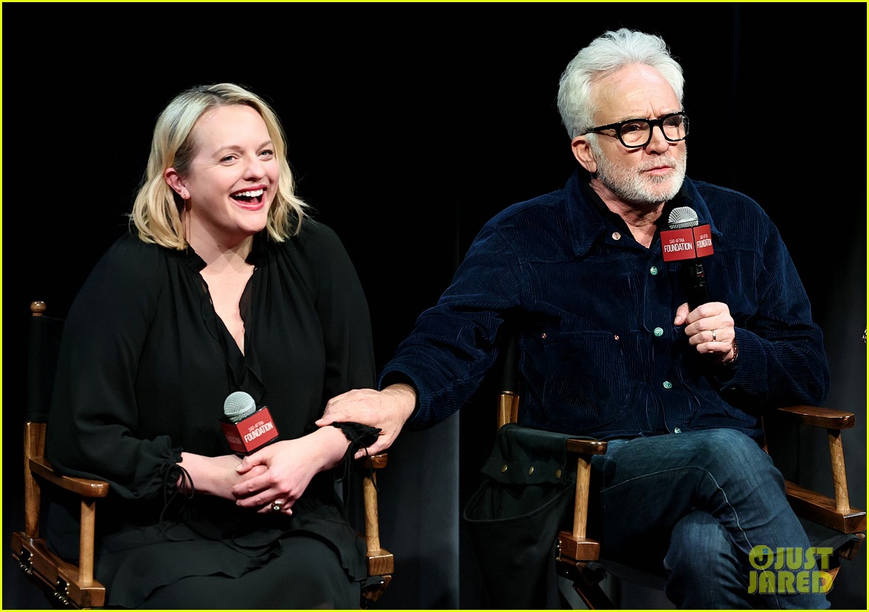 Elisabeth Moss Explains Why She Picked Josh Charles to Play Commander ...