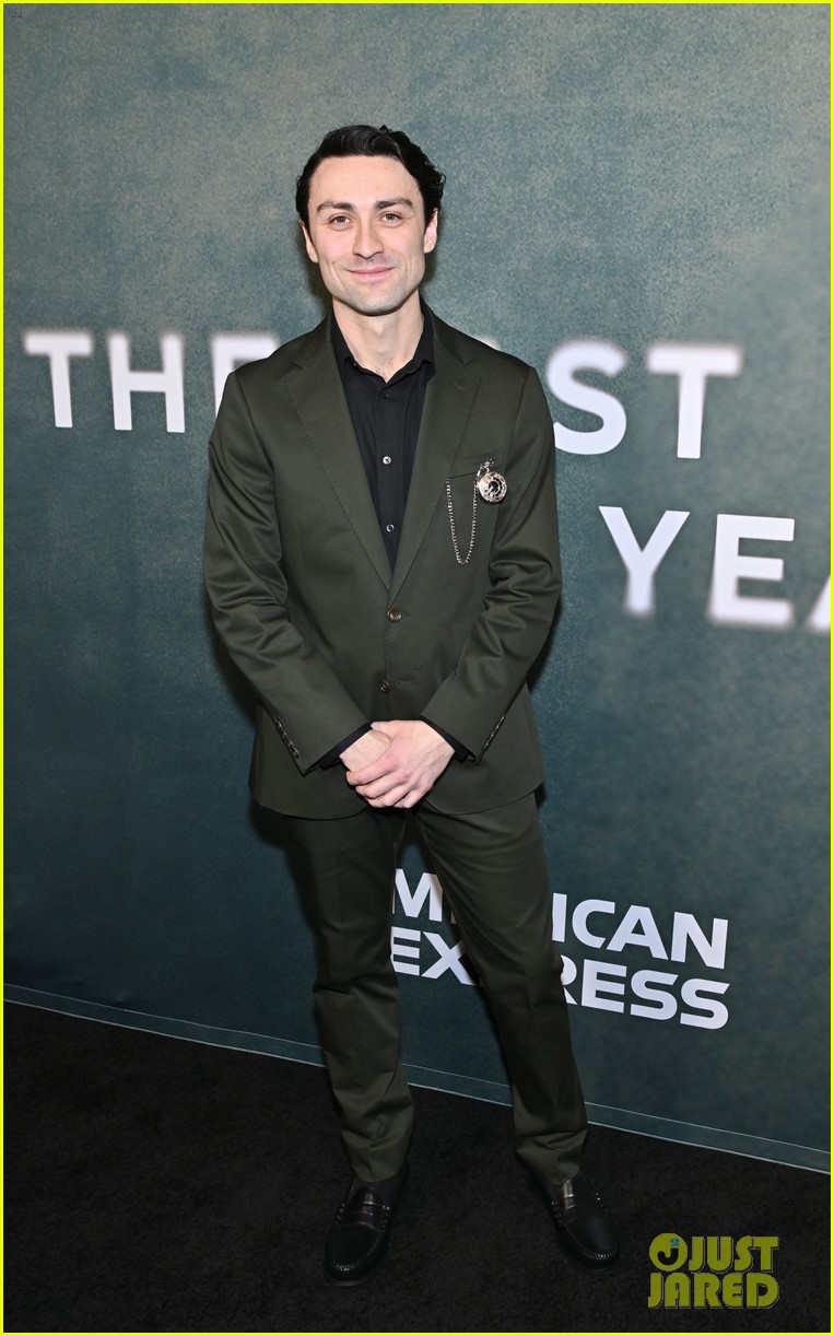 Nick Jonas Gets Support From Wife Priyanka Chopra & His Brothers at ...