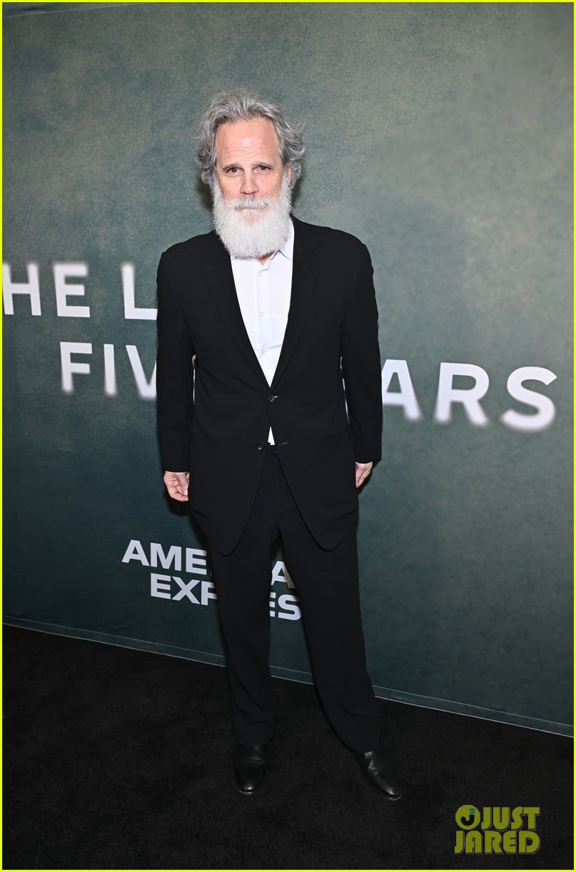 Nick Jonas Gets Support From Wife Priyanka Chopra & His Brothers at ...