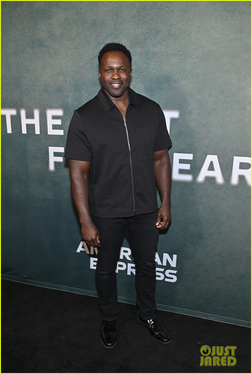 Nick Jonas Gets Support From Wife Priyanka Chopra & His Brothers at ...