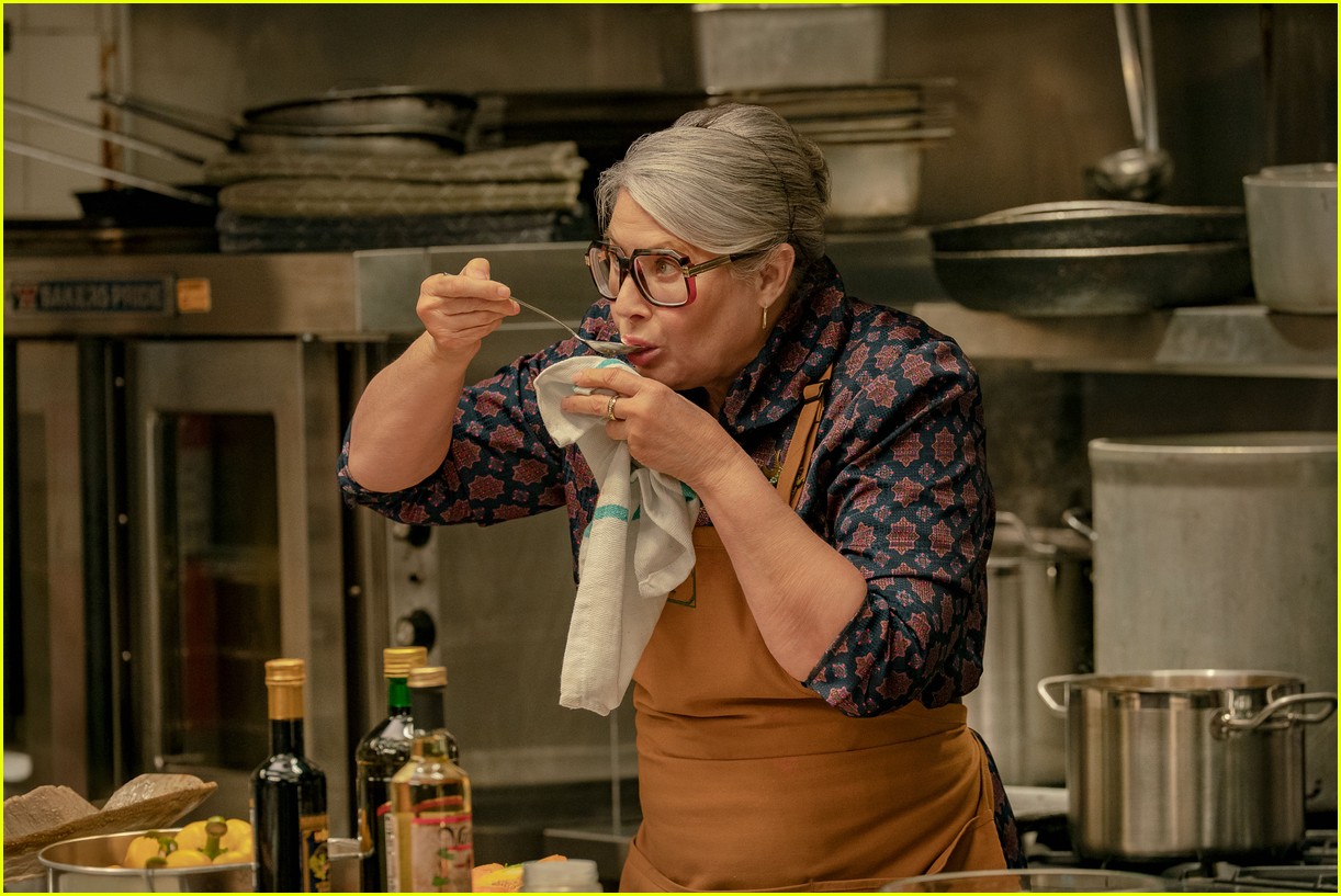 'Nonnas' Cast & Trailer: Vince Vaughn, Lorraine Bracco, Talia Shire ...