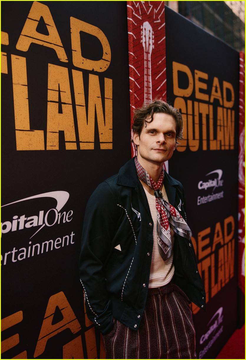 'Dead Outlaw' Stars Andrew Durand & Julia Knitel Lead a Star-Studded ...