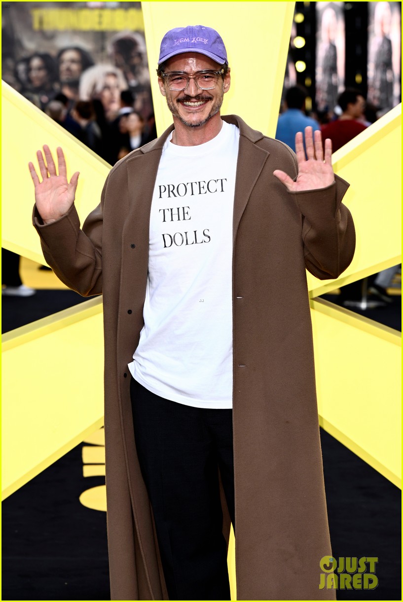 Pedro Pascal Shows Support for Trans Rights with His 'Thunderbolts' Premiere Outfit!: Photo ...