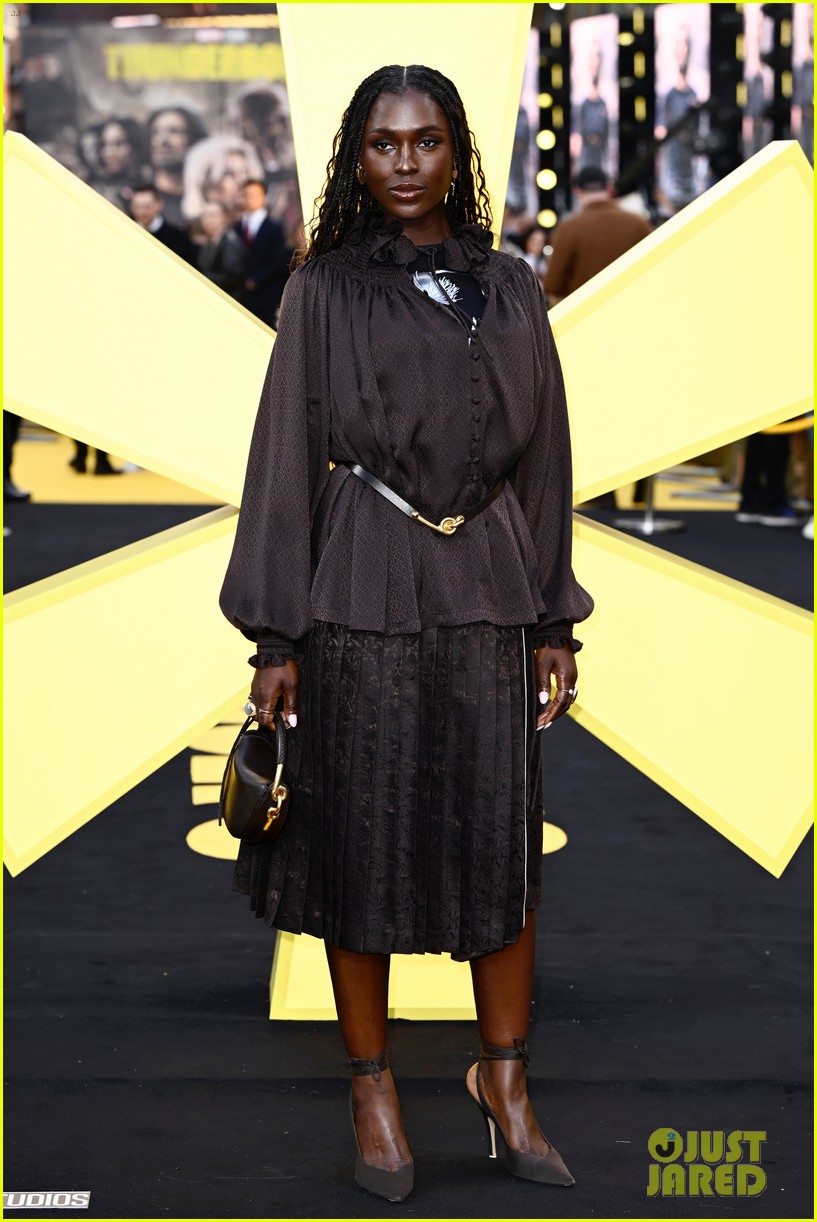 Pedro Pascal Shows Support for Trans Rights with His 'Thunderbolts' Premiere Outfit!: Photo ...