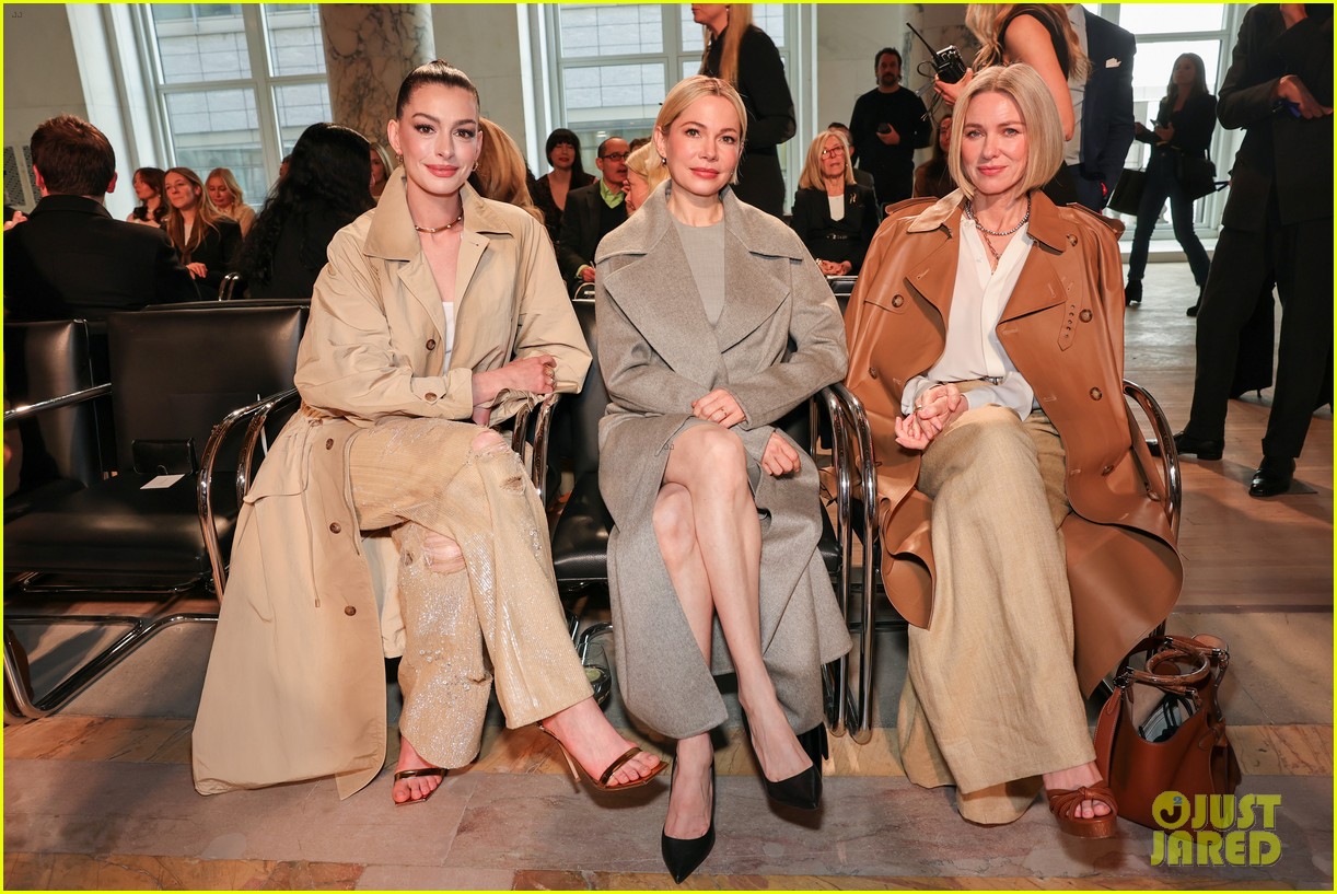 Anne Hathaway Sits Front Row with Michelle Williams & Naomi Watts at ...
