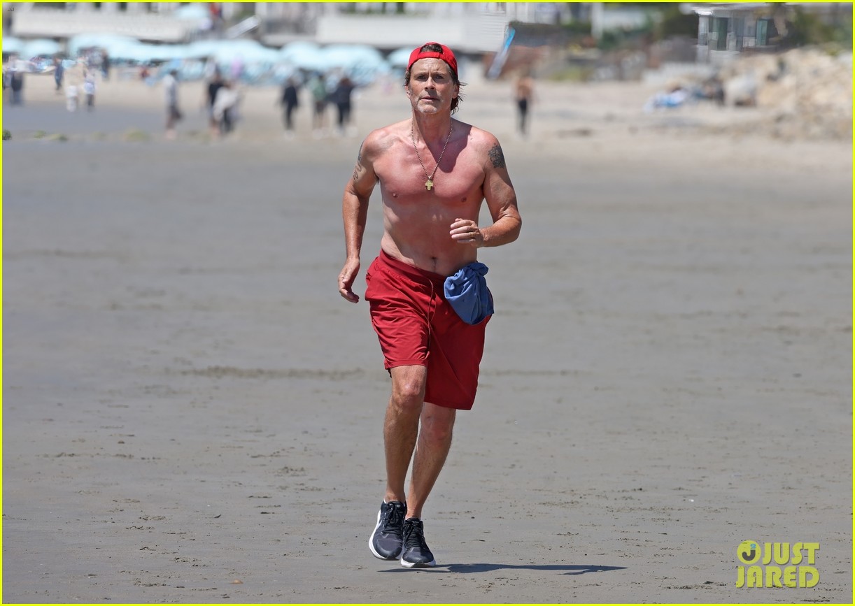 Rob Lowe Gets Mistaken for John Stamos Again While Going on a Shirtless Jog!: Photo 5147039 ...