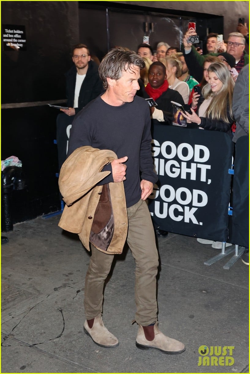 Julia Roberts Catches George Clooney's Broadway Play 'Good Night ...