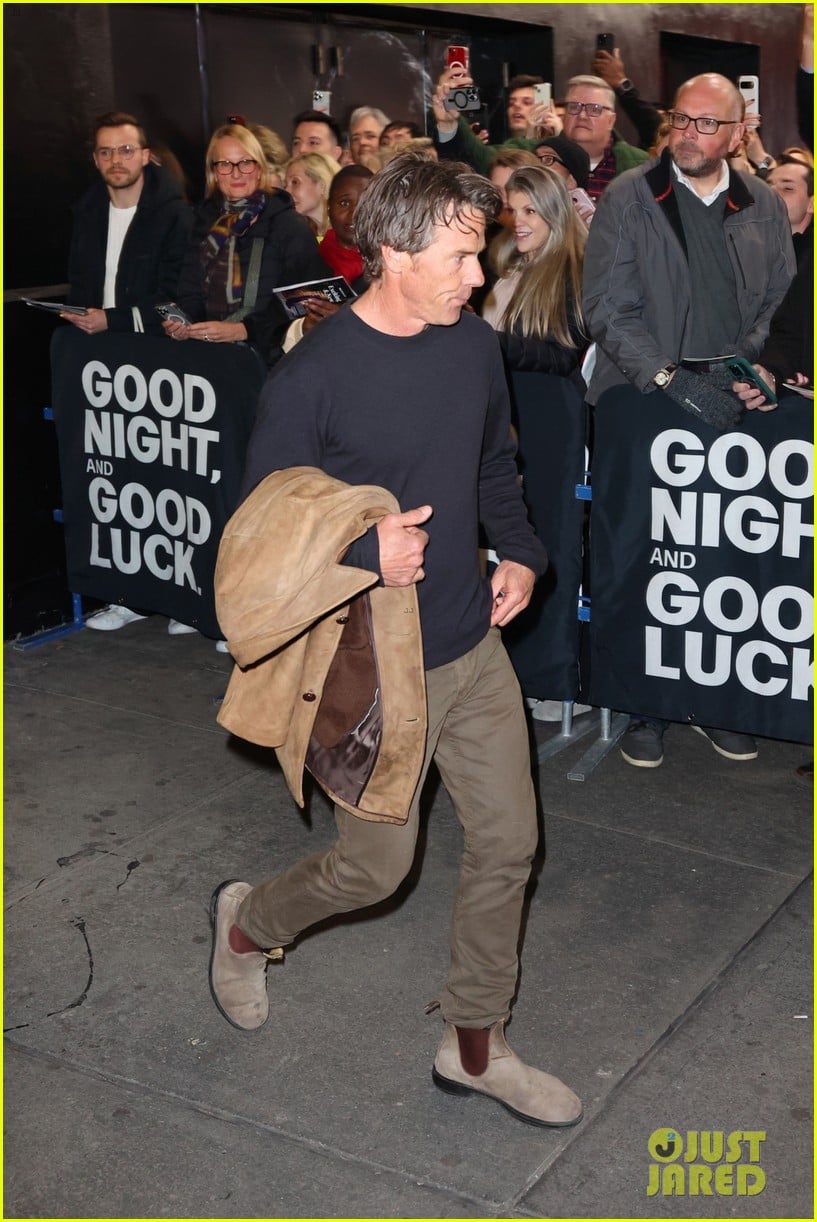 Julia Roberts Catches George Clooney's Broadway Play 'Good Night ...