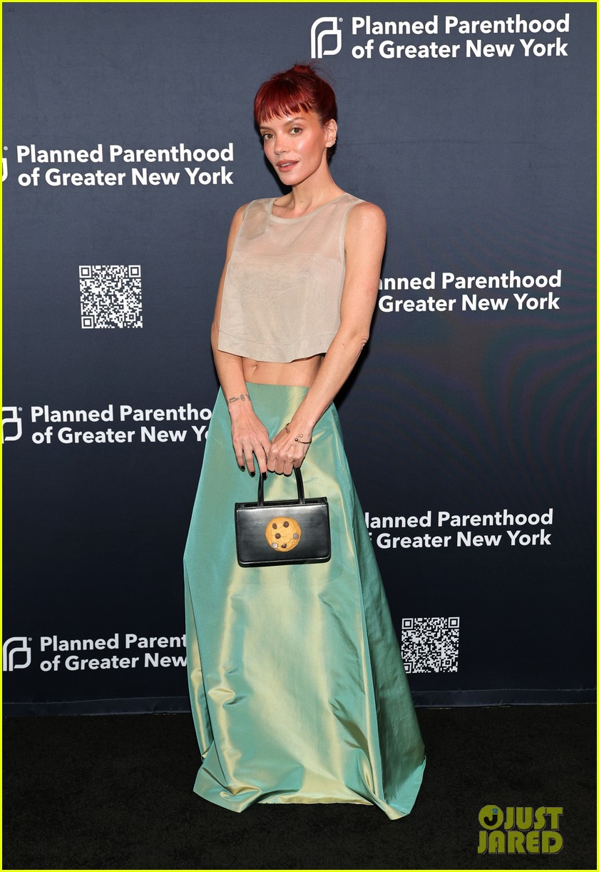 Olivia Rodrigo Honored at Planned Parenthood Gala After Supporting ...