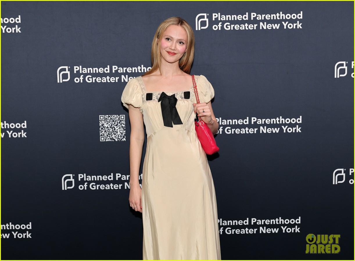 Olivia Rodrigo Honored at Planned Parenthood Gala After Supporting ...