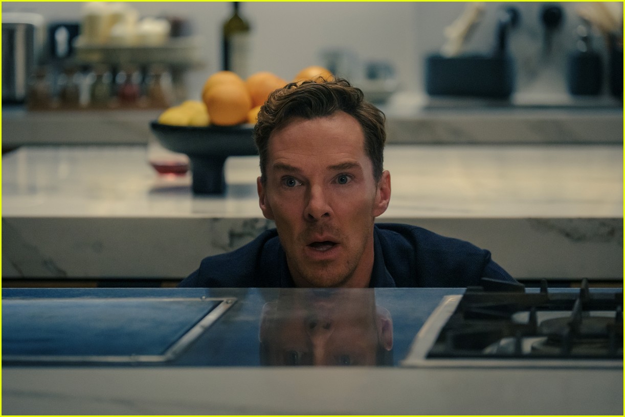 'The Roses' Trailer Shows Olivia Colman & Benedict Cumberbatch's Marriage Fall Apart, With Some ...