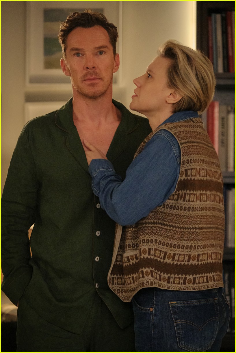 'The Roses' Trailer Shows Olivia Colman & Benedict Cumberbatch's Marriage Fall Apart, With Some ...