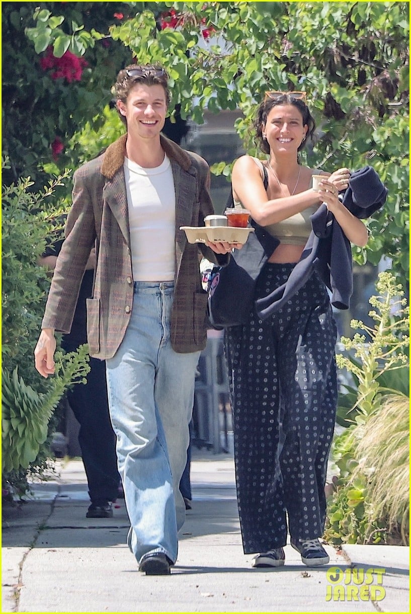 Shawn Mendes Spotted with Portuguese Singer Maro on Two Outings in Los ...