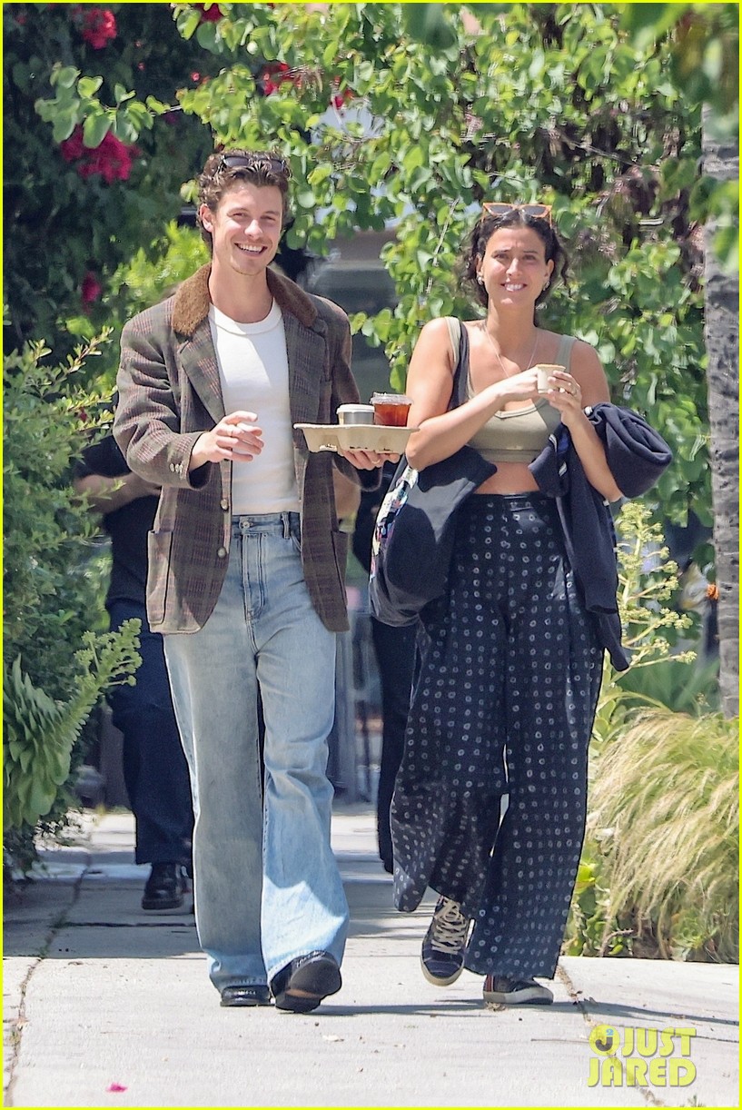 Shawn Mendes Spotted with Portuguese Singer Maro on Two Outings in Los ...