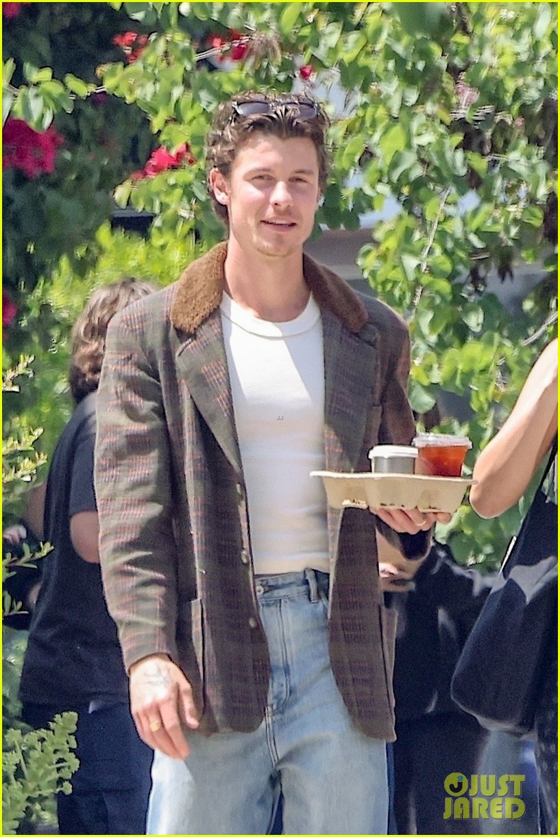 Shawn Mendes Spotted with Portuguese Singer Maro on Two Outings in Los ...