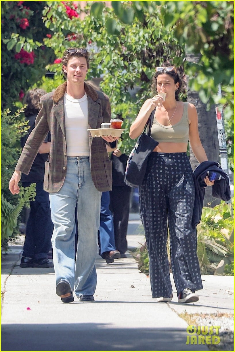 Shawn Mendes Spotted with Portuguese Singer Maro on Two Outings in Los ...