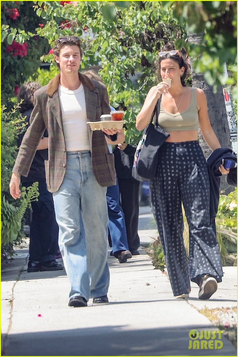 Shawn Mendes Spotted with Portuguese Singer Maro on Two Outings in Los ...