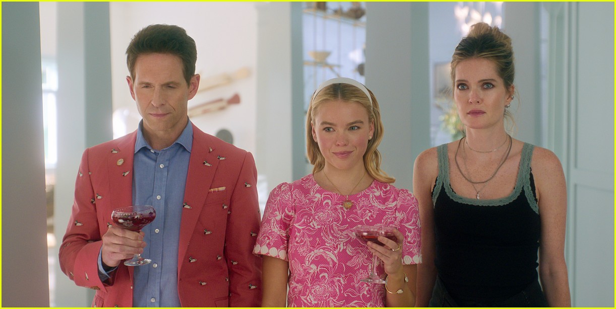 'Sirens' Trailer: Meghann Fahy Confronts Her Sister, Learns About Her Creepy Relationship With ...