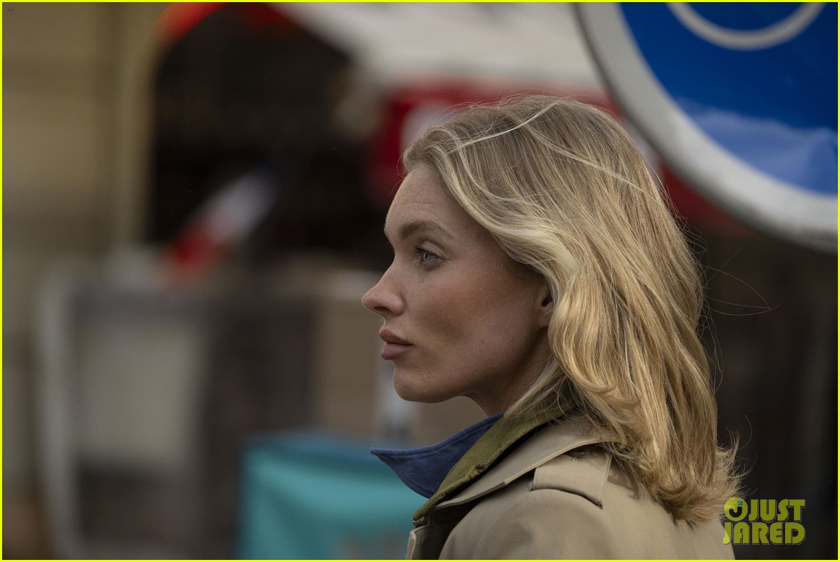 Sarah Jessica Parker & Elsa Hosk Film New UGG Commercial In Paris, Plus ...