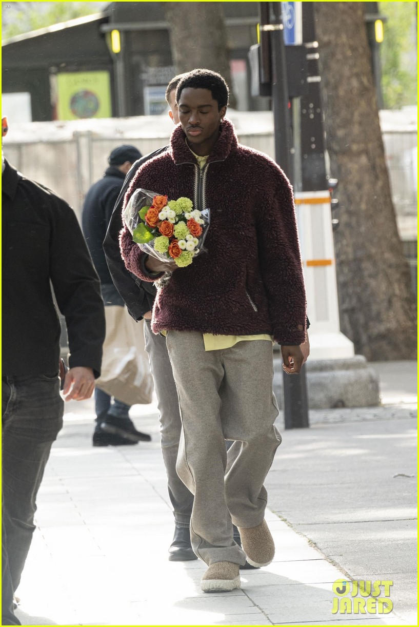 Sarah Jessica Parker & Elsa Hosk Film New UGG Commercial In Paris, Plus ...