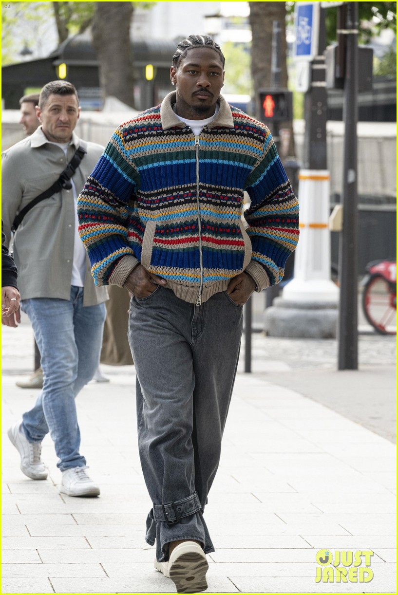 Sarah Jessica Parker & Elsa Hosk Film New UGG Commercial In Paris, Plus ...