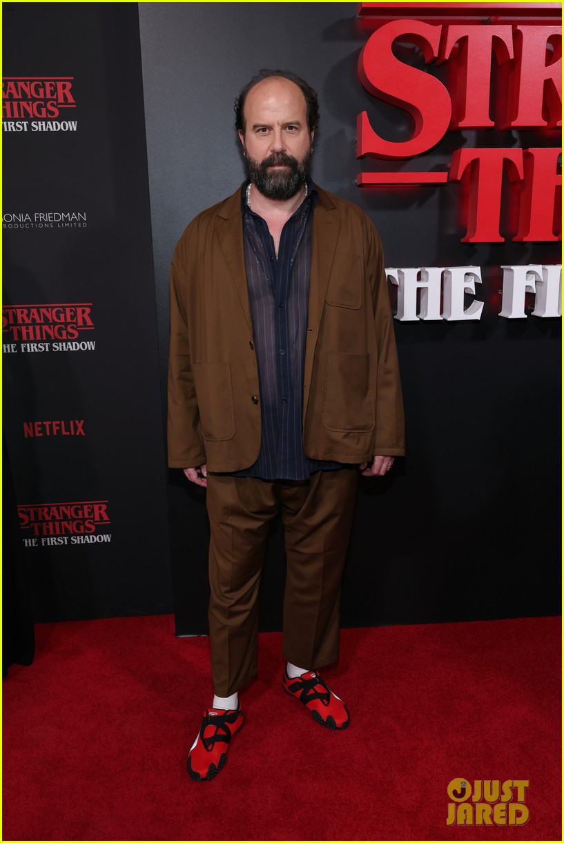 Charlie Heaton, Natalia Dyer, Noah Schnapp & More 'Stranger Things' Stars Attend Broadway Play's ...