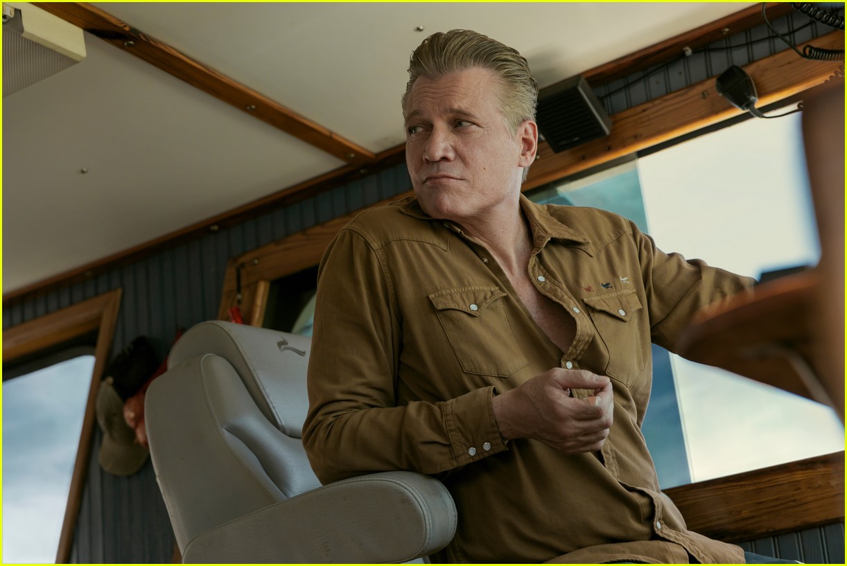 'The Waterfront' First Look Photos & Premiere Date Revealed: Holt McCallany & Maria Bello Lead ...