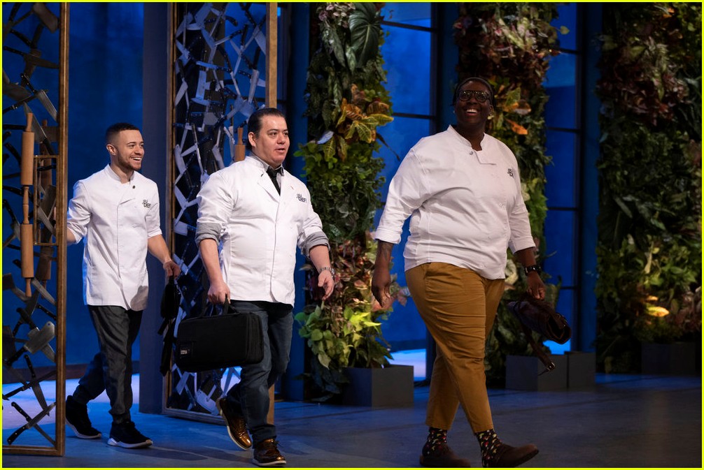 'Yes, Chef!' Cast: 2 Hosts, 12 Contestants Announced for NBC ...
