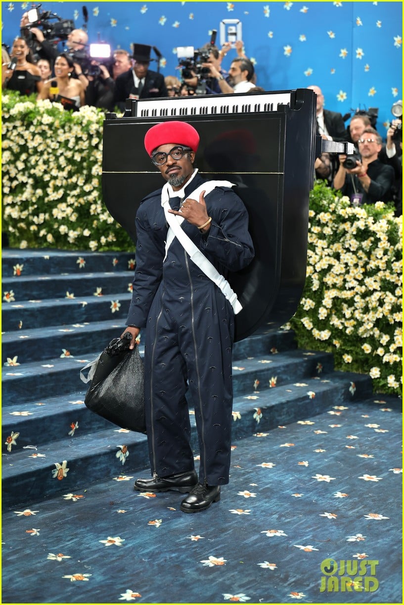 André 3000 Wears Piano On His Back at Met Gala 2025, Releases Surprise ...