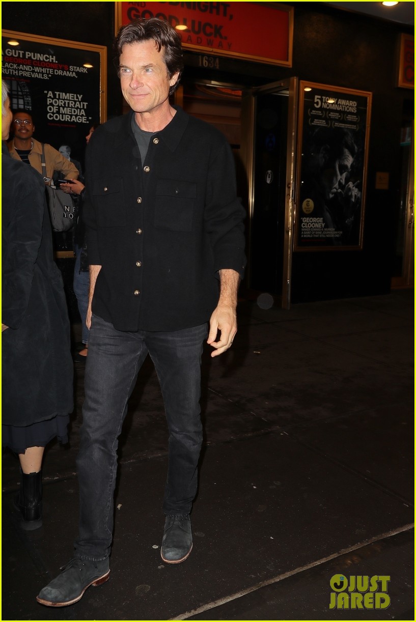 Jennifer Aniston & Jason Bateman Check Out Pal George Clooney's ...