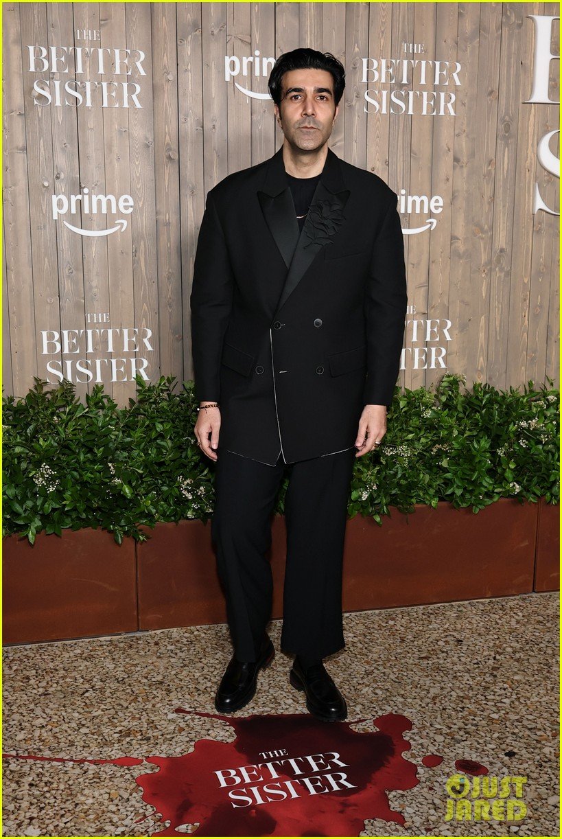 Elizabeth Banks & Jessica Biel Premiere New Prime Video Series 'The ...