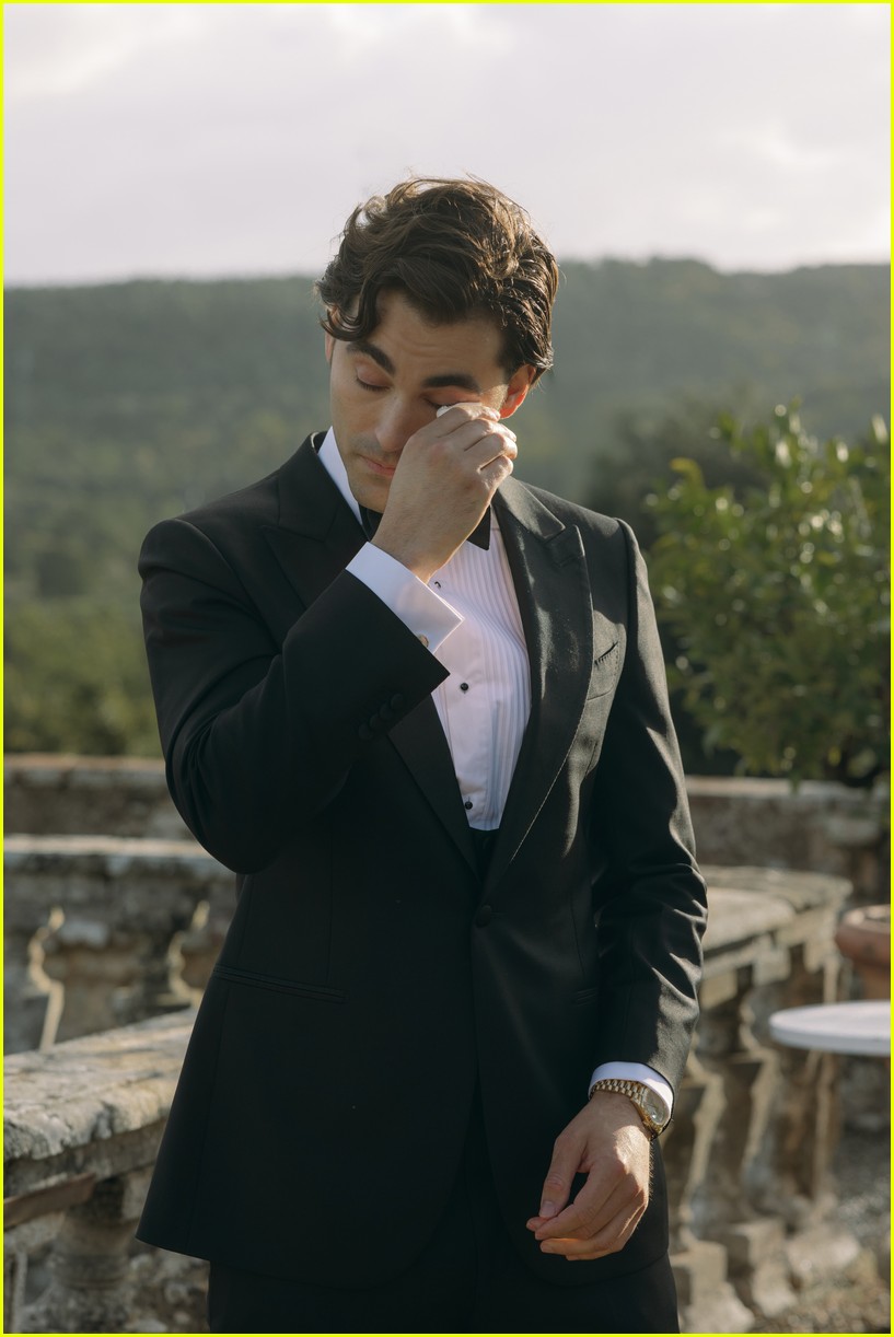Photo: blake michael ariel mullen wedding pictures 28 | Photo 5160952 | Just Jared ...