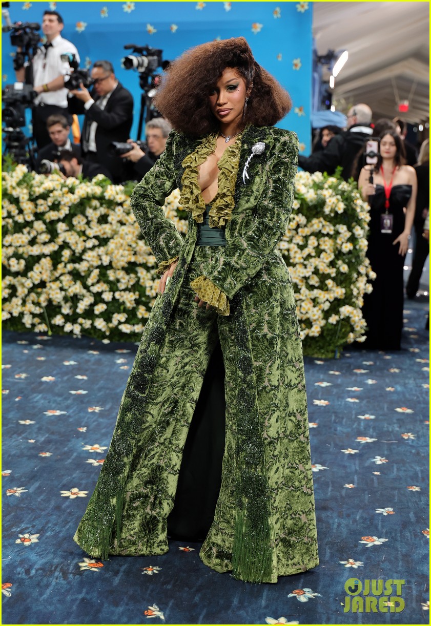 Cardi B Pairs Green Contact Lens with Green Velvet Suit at Met Gala ...