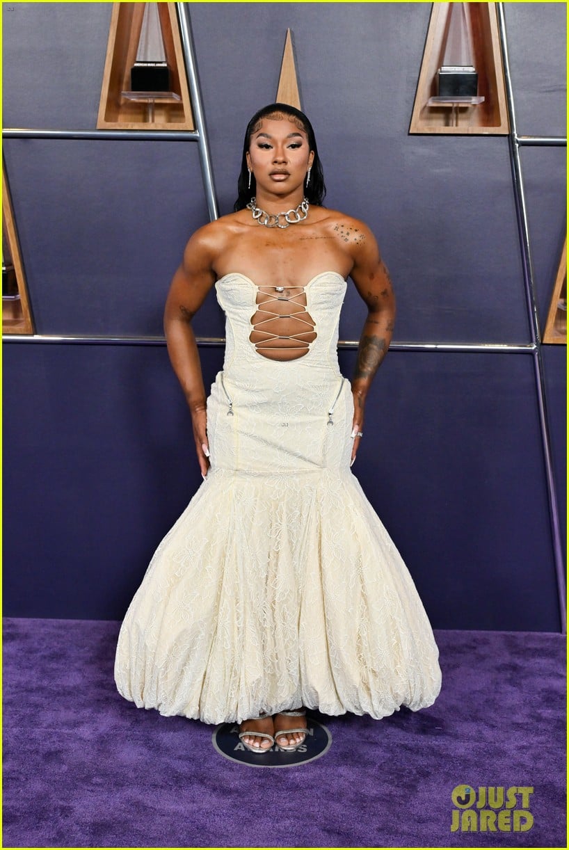 Ciara & Tiffany Haddish Go Glam in Bejeweled Looks at American Music ...