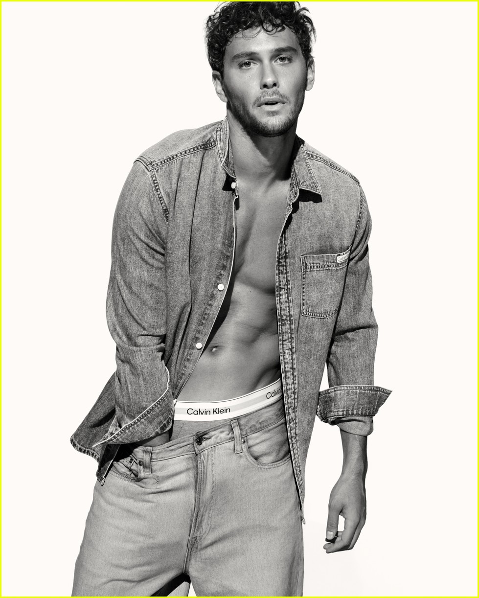 Cooper Koch Poses in Underwear for Calvin Klein Campaign - See Every ...