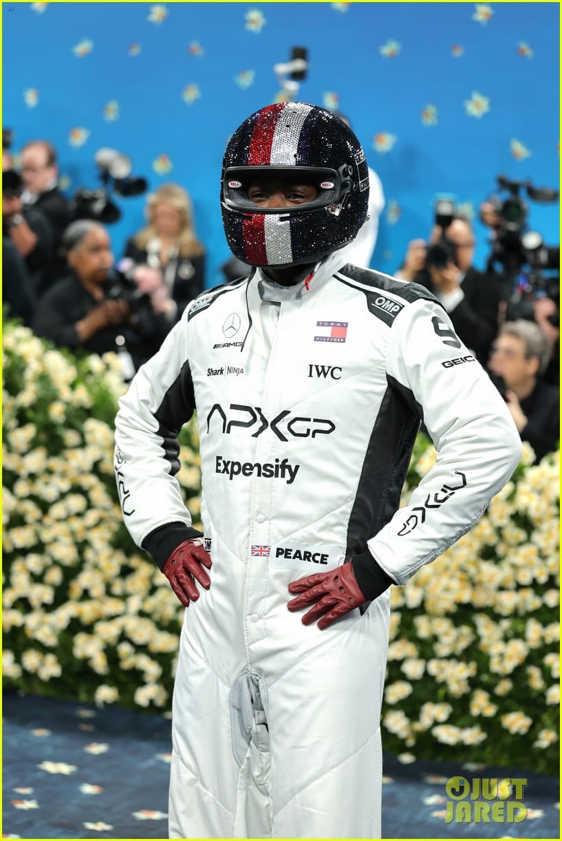 Damson Idris Rips Off 'F1' Movie Racing Suit to Reveal Red Look at Met ...