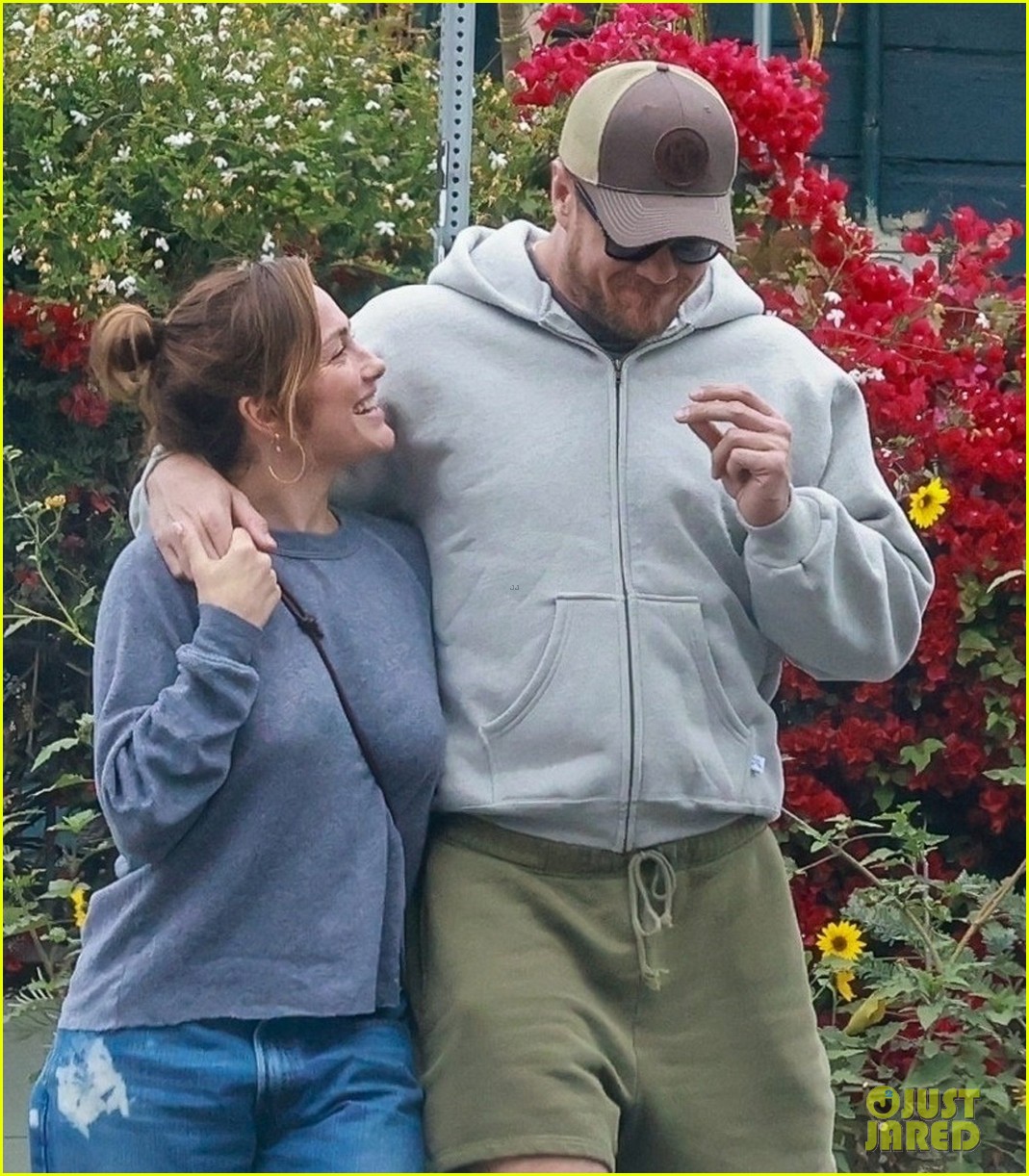 Ransom Canyon's Minka Kelly Spotted on Casual Outing with Boyfriend Dan ...