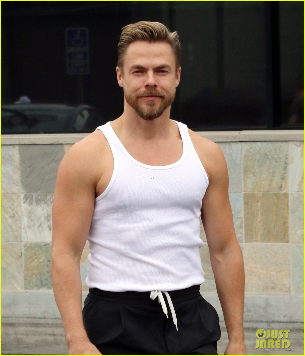 Derek Hough Looks Buff in a Tank Top During Grocery Store Run: Photo ...