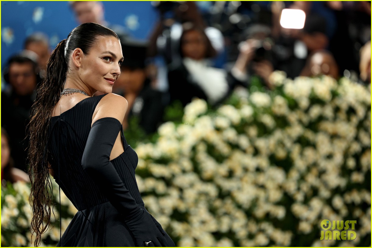 Leonardo DiCaprio Attended Met Gala for First Time, But Skipped Red Carpet; Spotted with ...