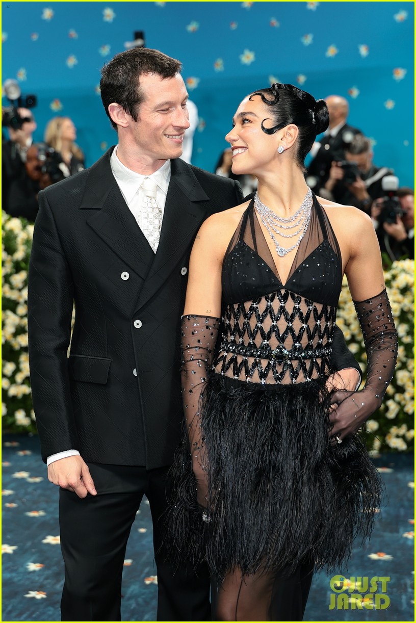 Dua Lipa & Rumored Fiancé Callum Turner Hit the Met Gala 2025 Red Carpet Together: Photo 5153229 ...