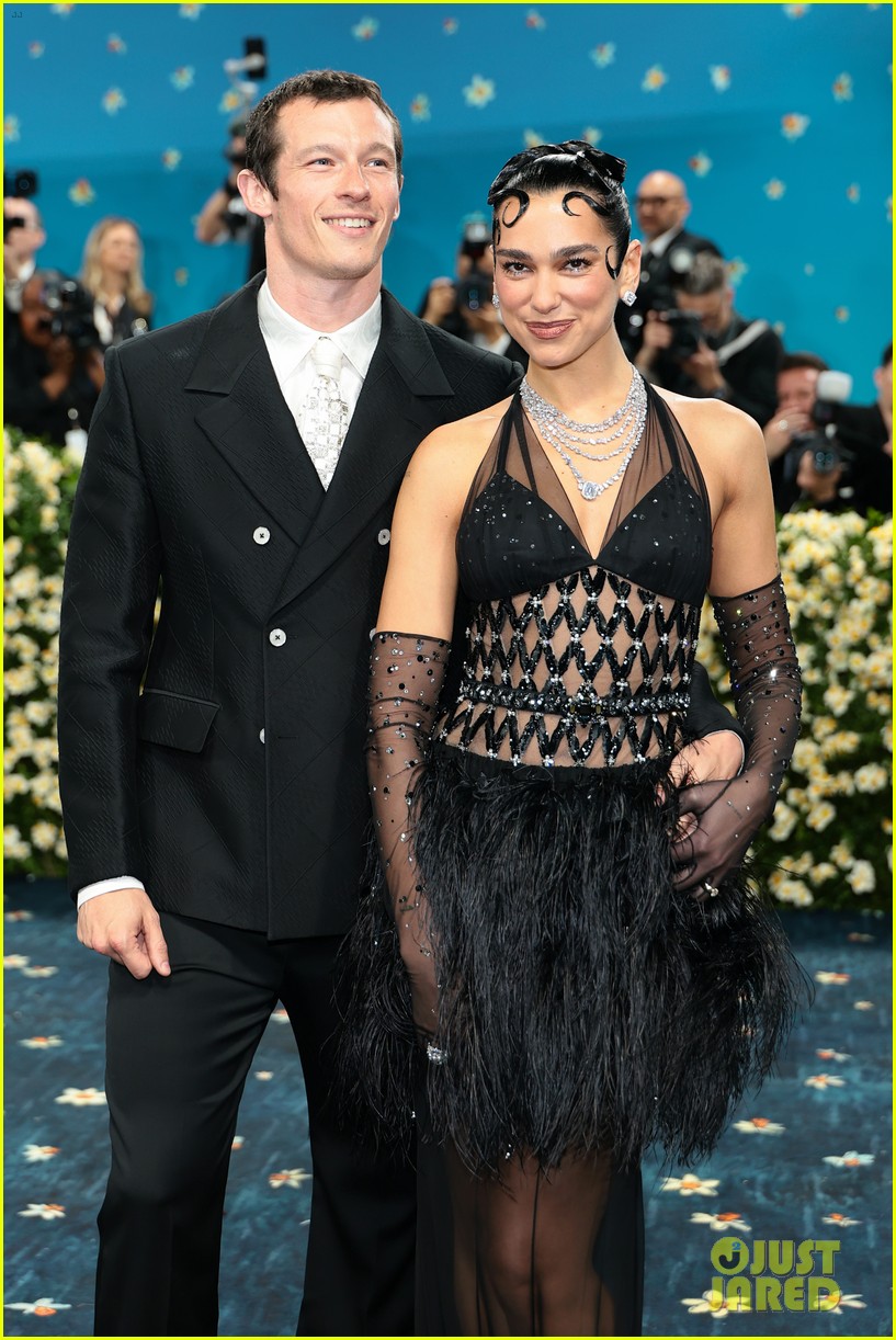 Dua Lipa & Rumored Fiancé Callum Turner Hit the Met Gala 2025 Red Carpet Together: Photo 5153240 ...