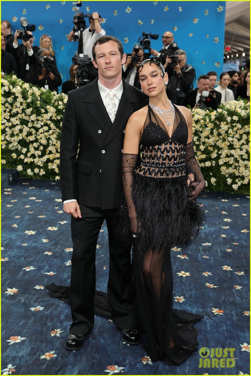 Dua Lipa & Rumored Fiancé Callum Turner Hit the Met Gala 2025 Red Carpet Together: Photo 5153259 ...
