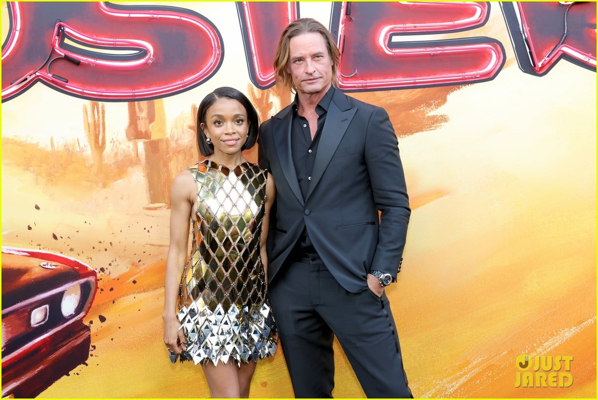 Josh Holloway Gets Support from Daughter Java & Son Hunter at 'Duster' Premiere: Photo 5156140 ...