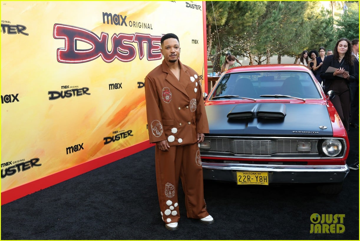 Josh Holloway Gets Support from Daughter Java & Son Hunter at 'Duster ...